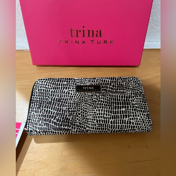 Trina Turk | Bags | Trina Turk Long Wallet | Poshmark